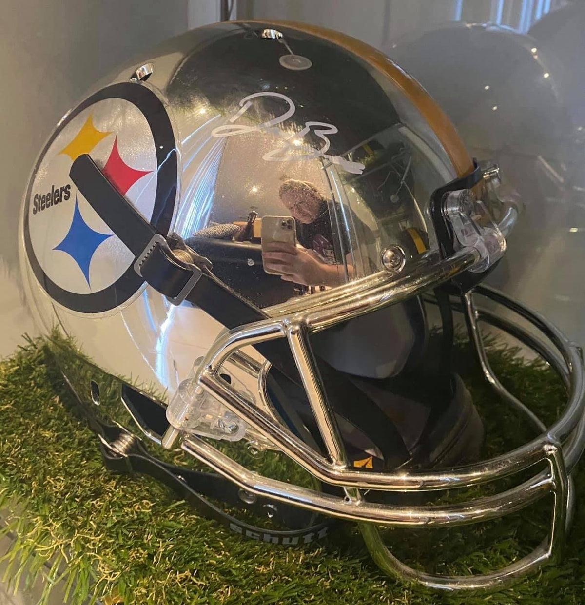 Devon Bush Full Size Chrome Schutt Replica Helmet - American Sport Com Au